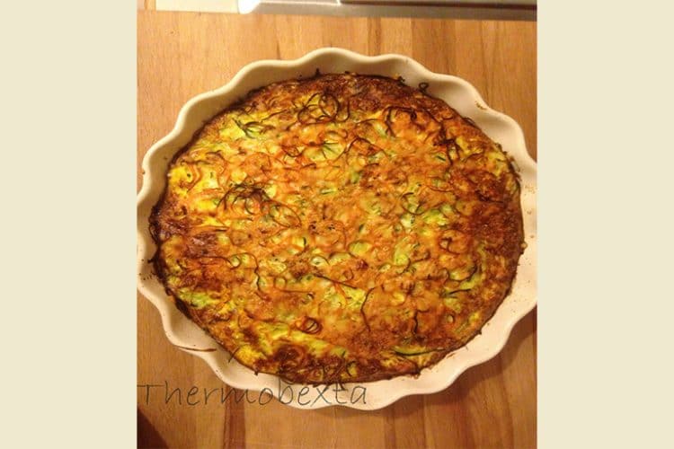 Three Cheese Caramelised Onion Pie with Rice Crust - Thermobexta